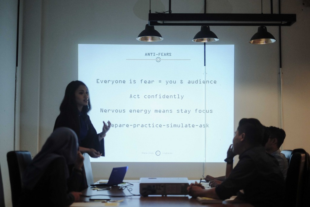 lingkaran | PRESENTATION DESIGN AND PUBLIC SPEAKING 101 MINI CLASS ...